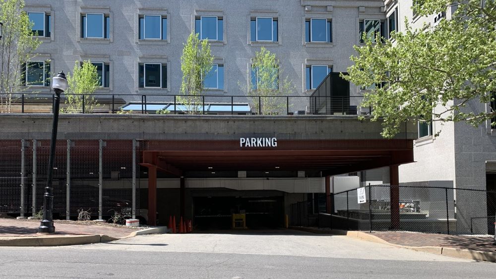 Maps Test – Colonial Parking